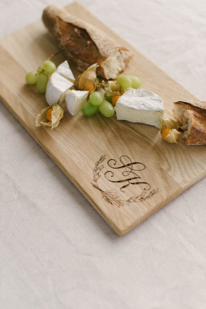 Großes Servierbrett Eiche 'Monogram' - Fräulein K. Sagt Ja